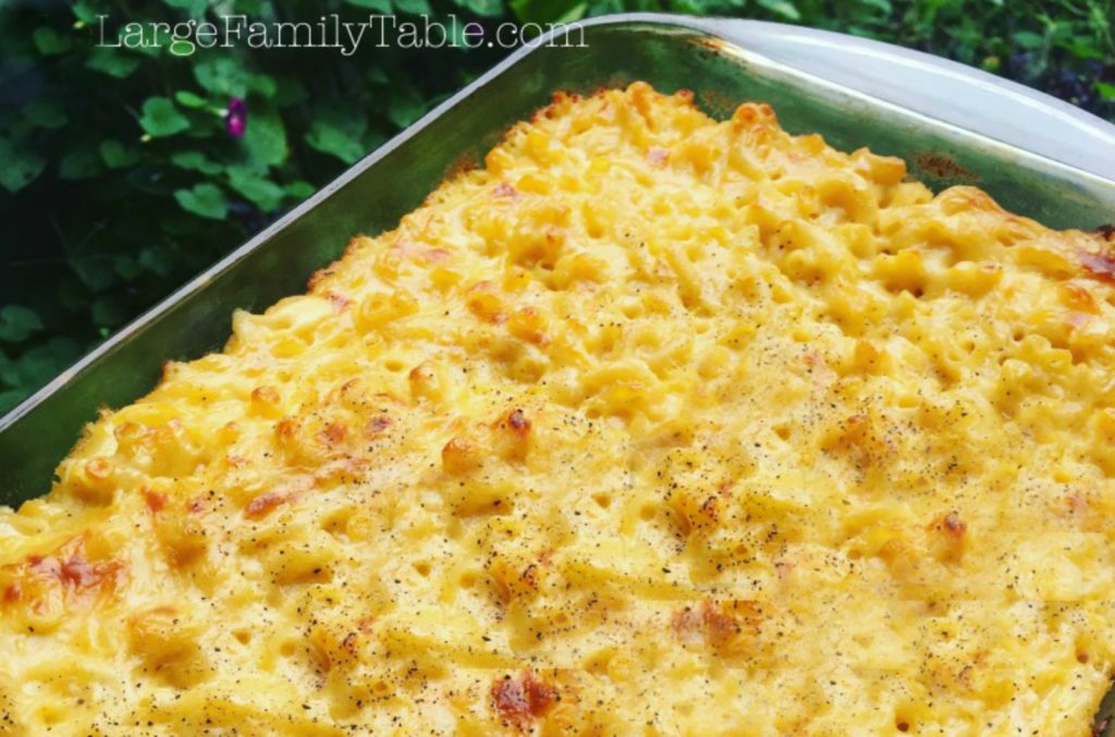 Homemade Baked Macaroni and Cheese | Large Family Recipes